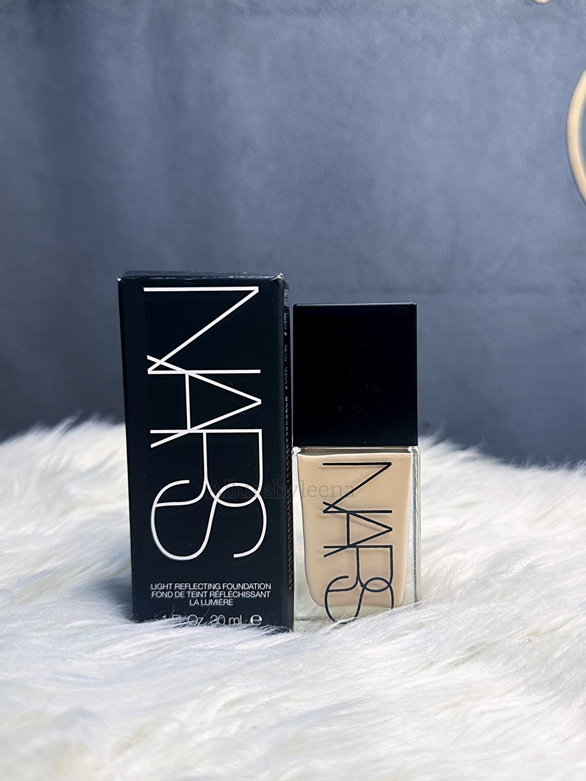 Nars light reflecting foundation - Allure By Leena